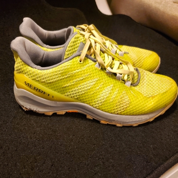 Merrell | Shoes | Merrell Momentous Trail Running Sneaker Burrito ...